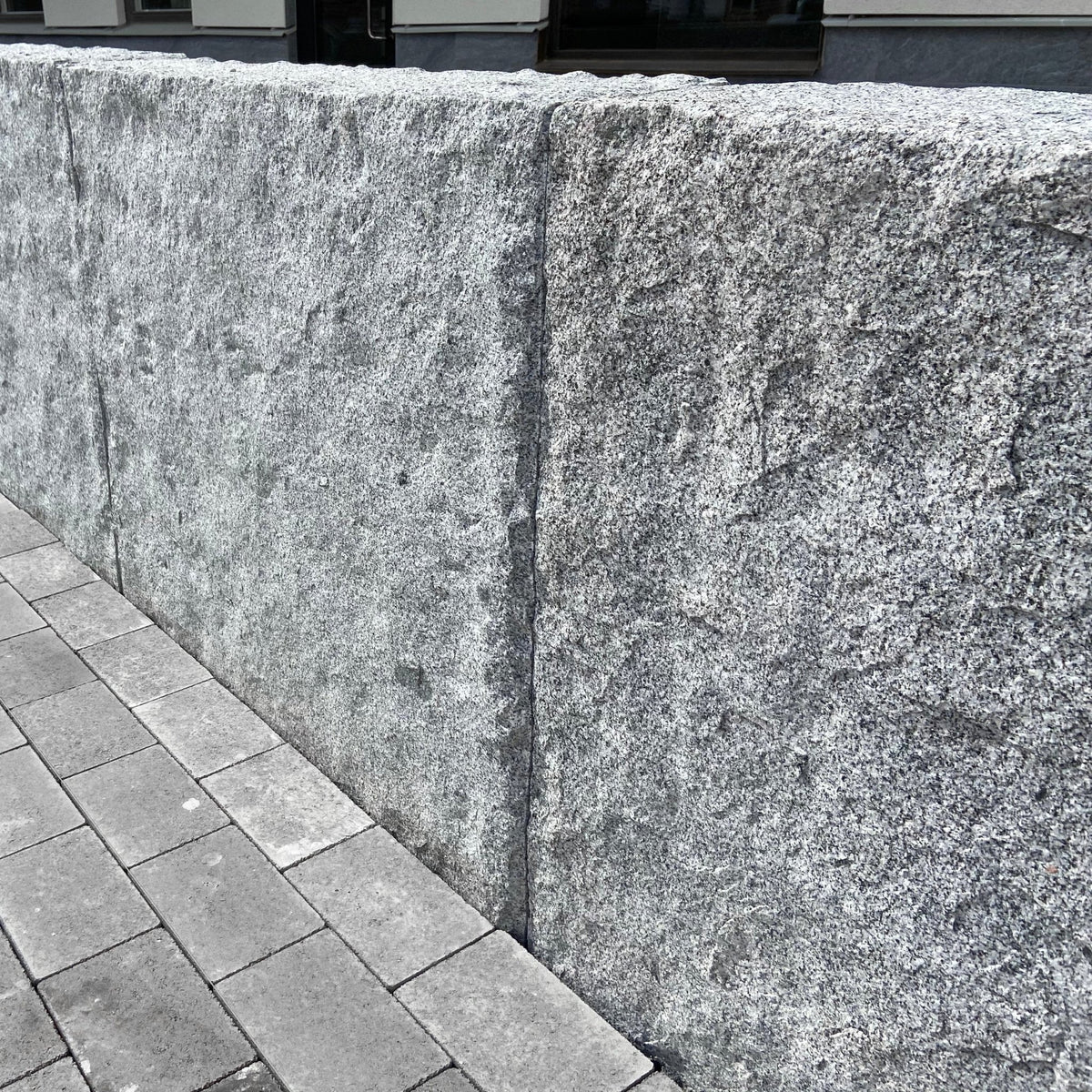 Köp Blockstensmur granit Rustik - Stenbolaget